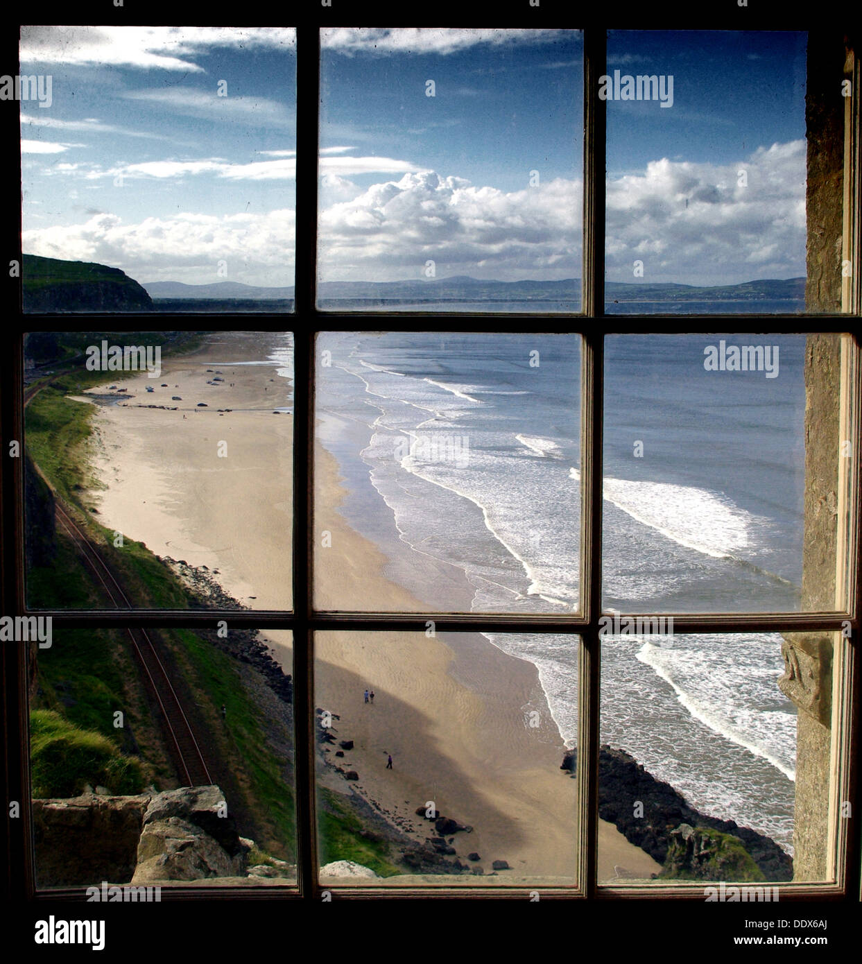 Benone beach hi-res stock photography and images - Alamy