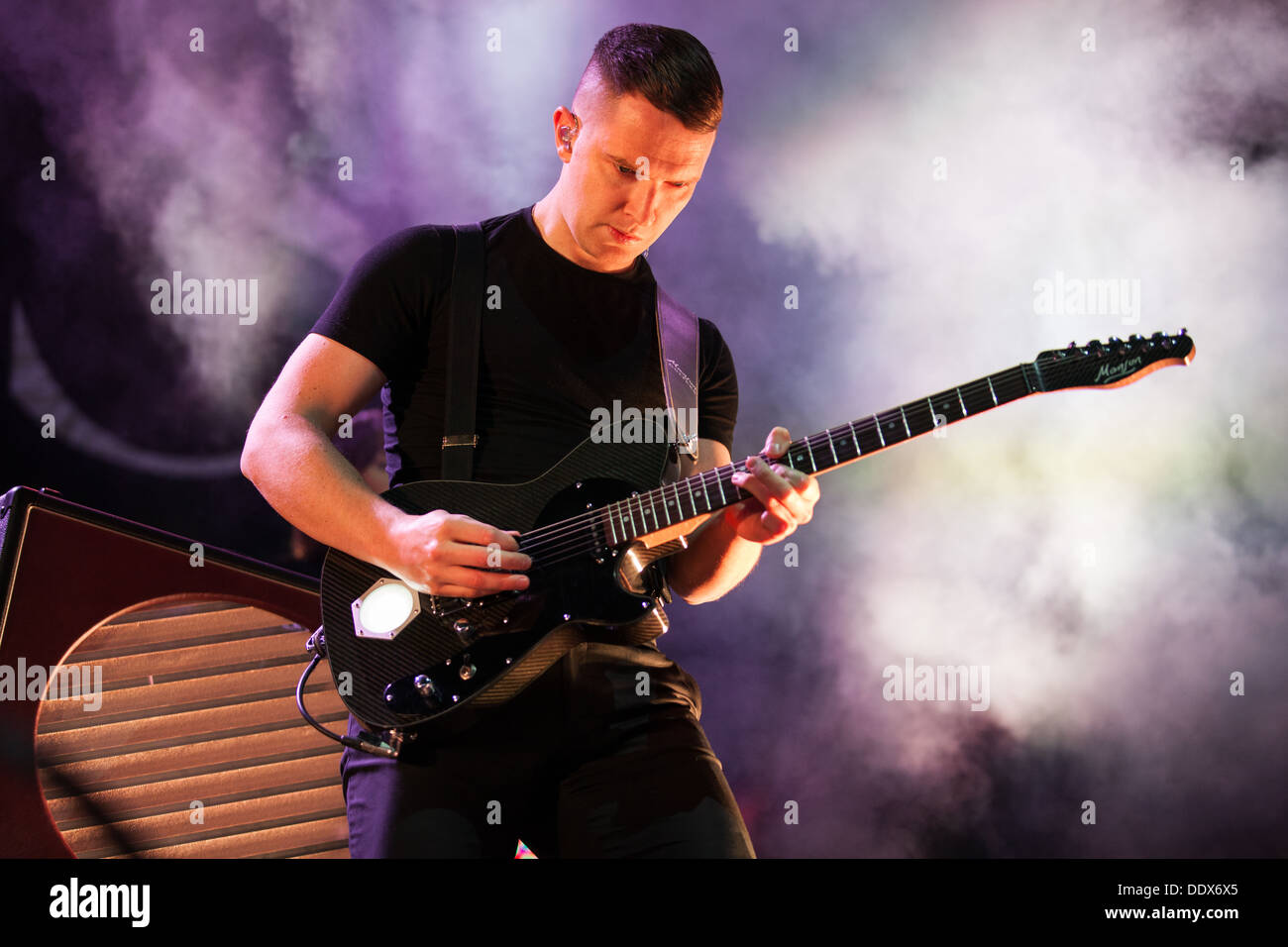 Adam anderson hi-res stock photography and images - Alamy