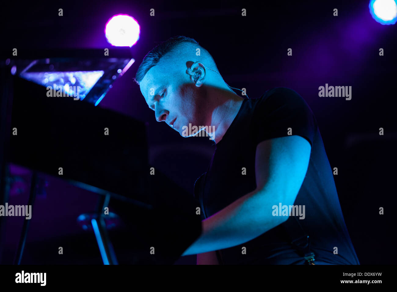 Adam anderson hi-res stock photography and images - Alamy