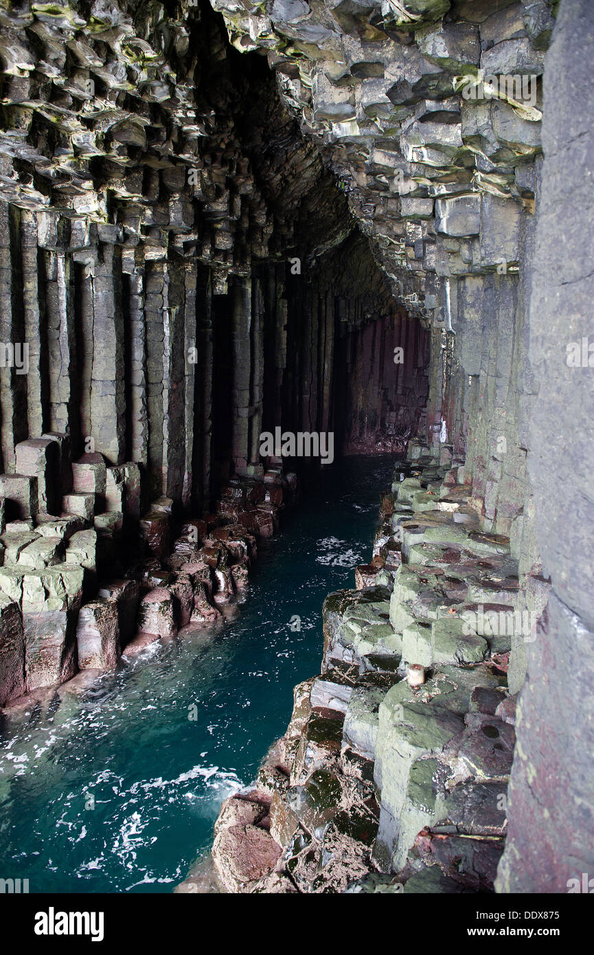 Staffa Fingals Cave Stock Photo - Alamy