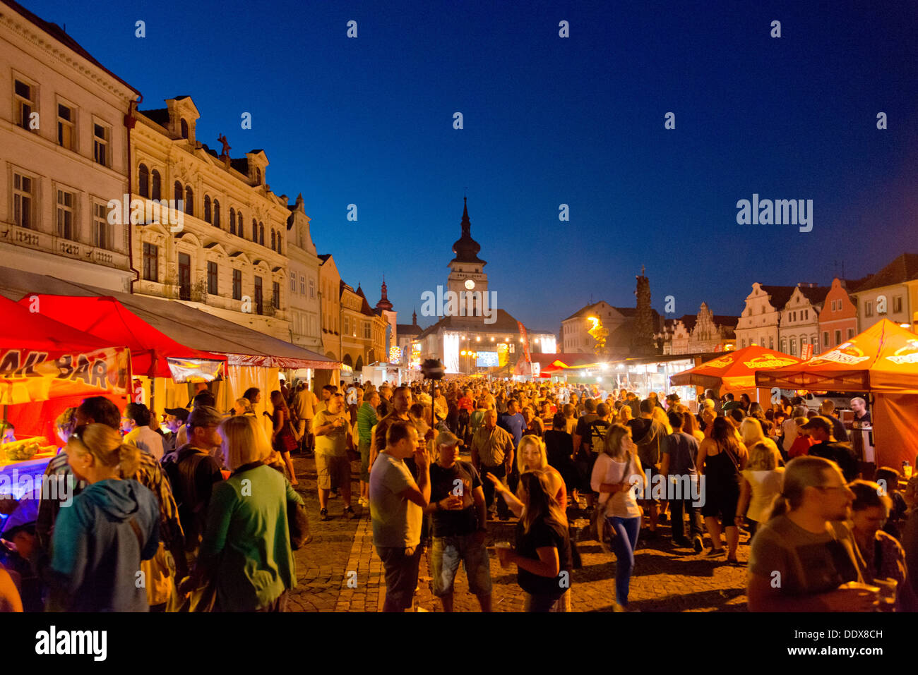 Zatec hops harvest hi-res stock photography and images - Alamy