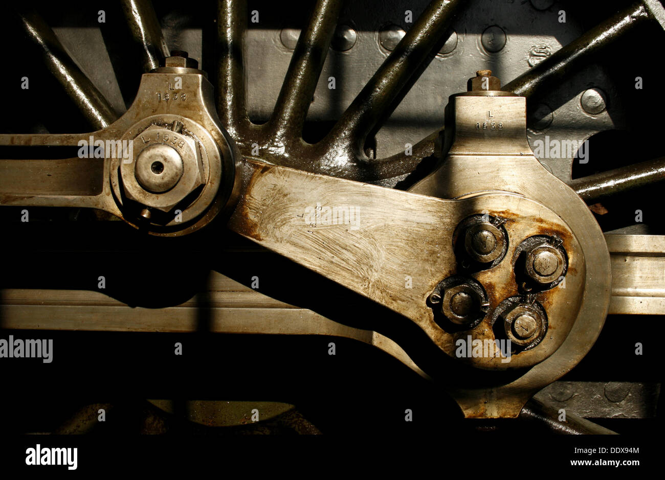 Coupling rod hi-res stock photography and images - Alamy