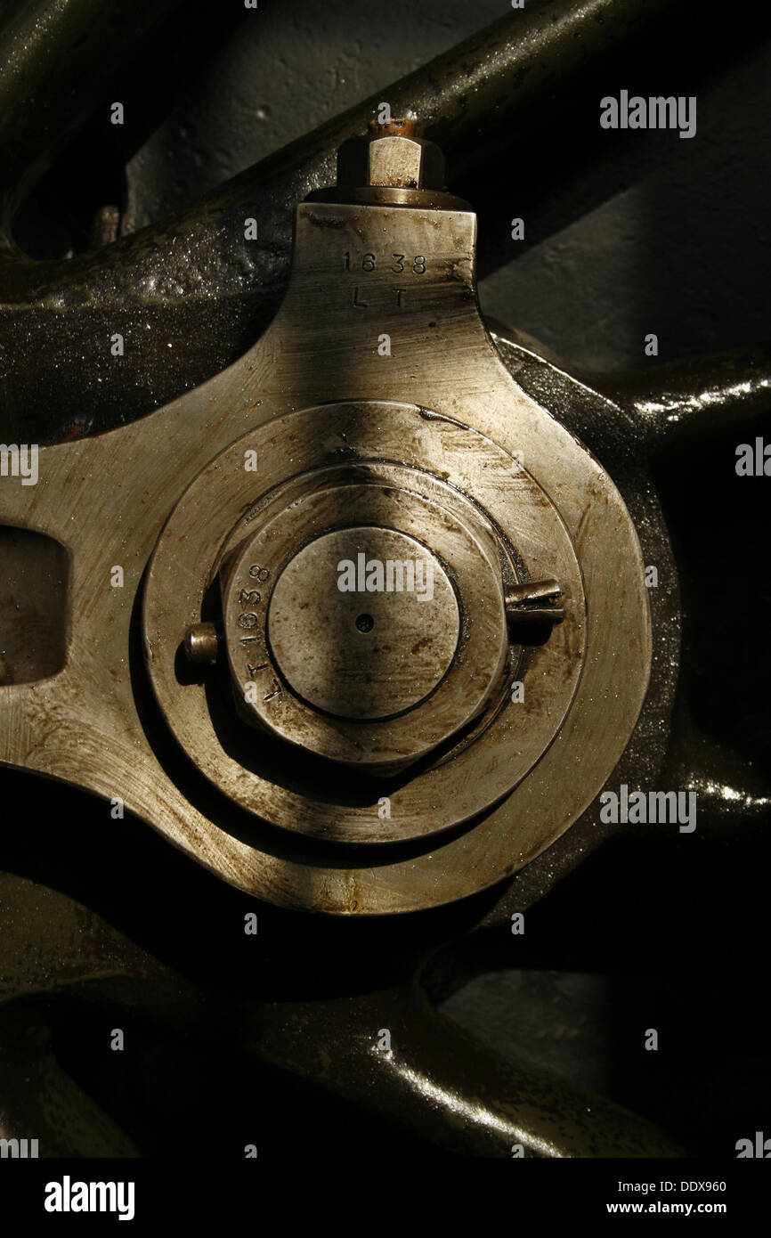 Steam engine wheel and mechanism Stock Photo - Alamy
