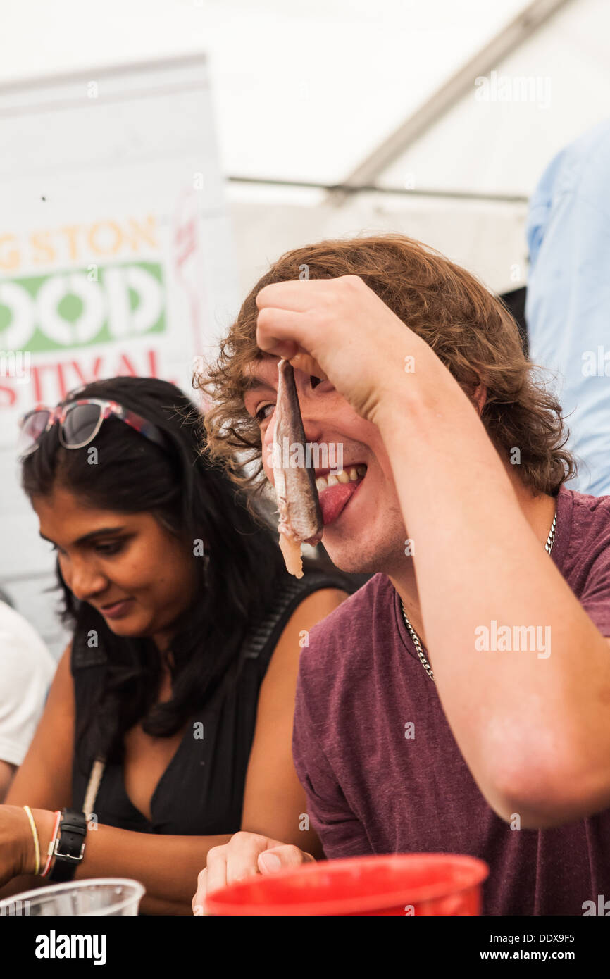 Extreme Food Challenge Kingston 2013 - contestant grimaces for the ...