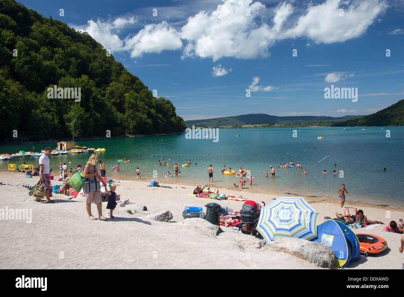 Beach on Lake Chalain (Lac Chalain) in the Jura region of France Stock ...