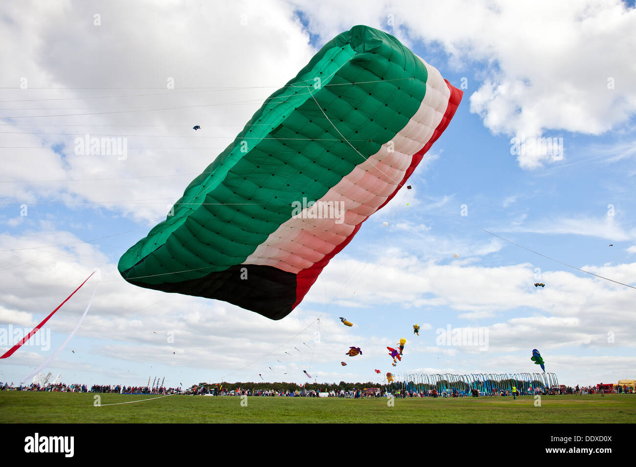 The world's biggest kite, based on the Kuwaiti national flag, flying at ...