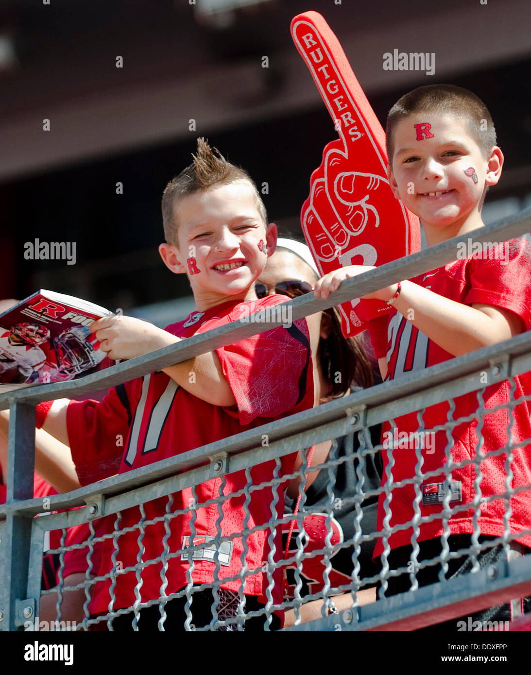 Rutgers scarlet knights fans hi-res stock photography and images - Alamy