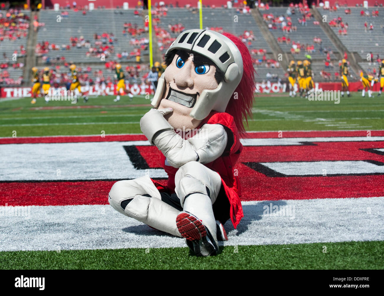 Rutgers Mascot High Resolution Stock Photography and Images - Alamy