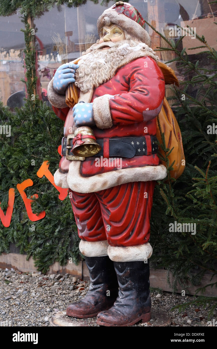 Munich gold christmas tree hi-res stock photography and images - Alamy