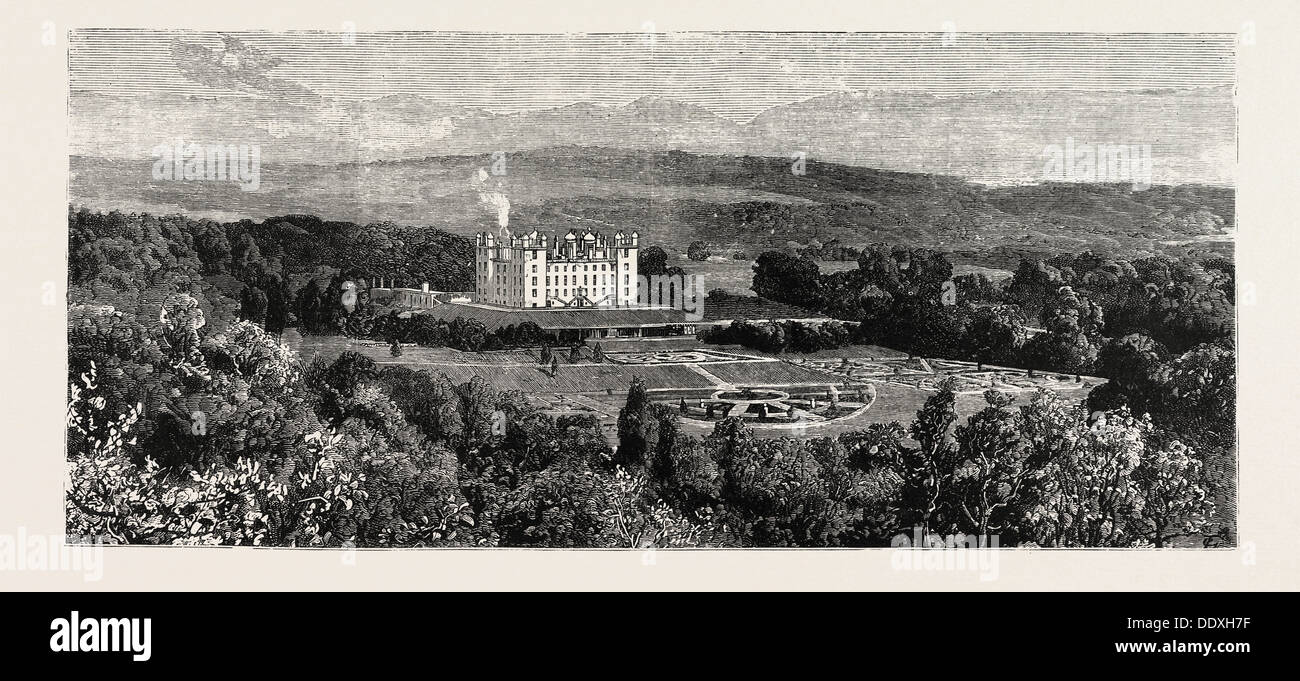 DRUMLANRIG CASTLE FROM THE WEST, NITHSDALE, SCOTLAND, SEAT OF THE DUKE ...
