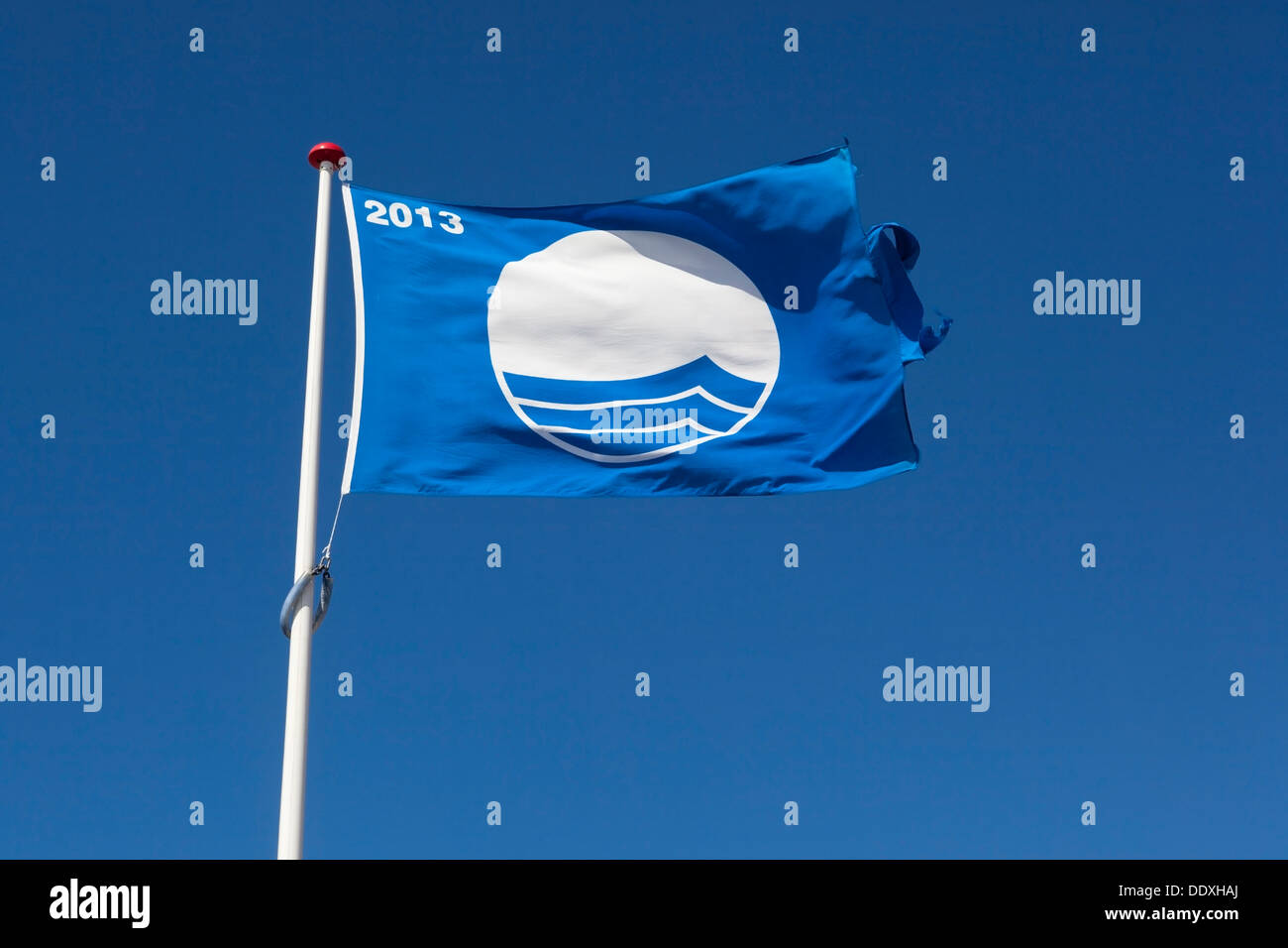 Blue flag beach hi-res stock photography and images - Alamy