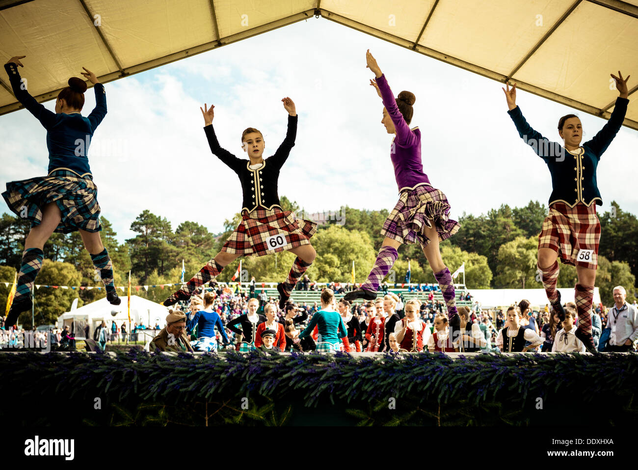Braemar highland games hammer hi-res stock photography and images - Alamy