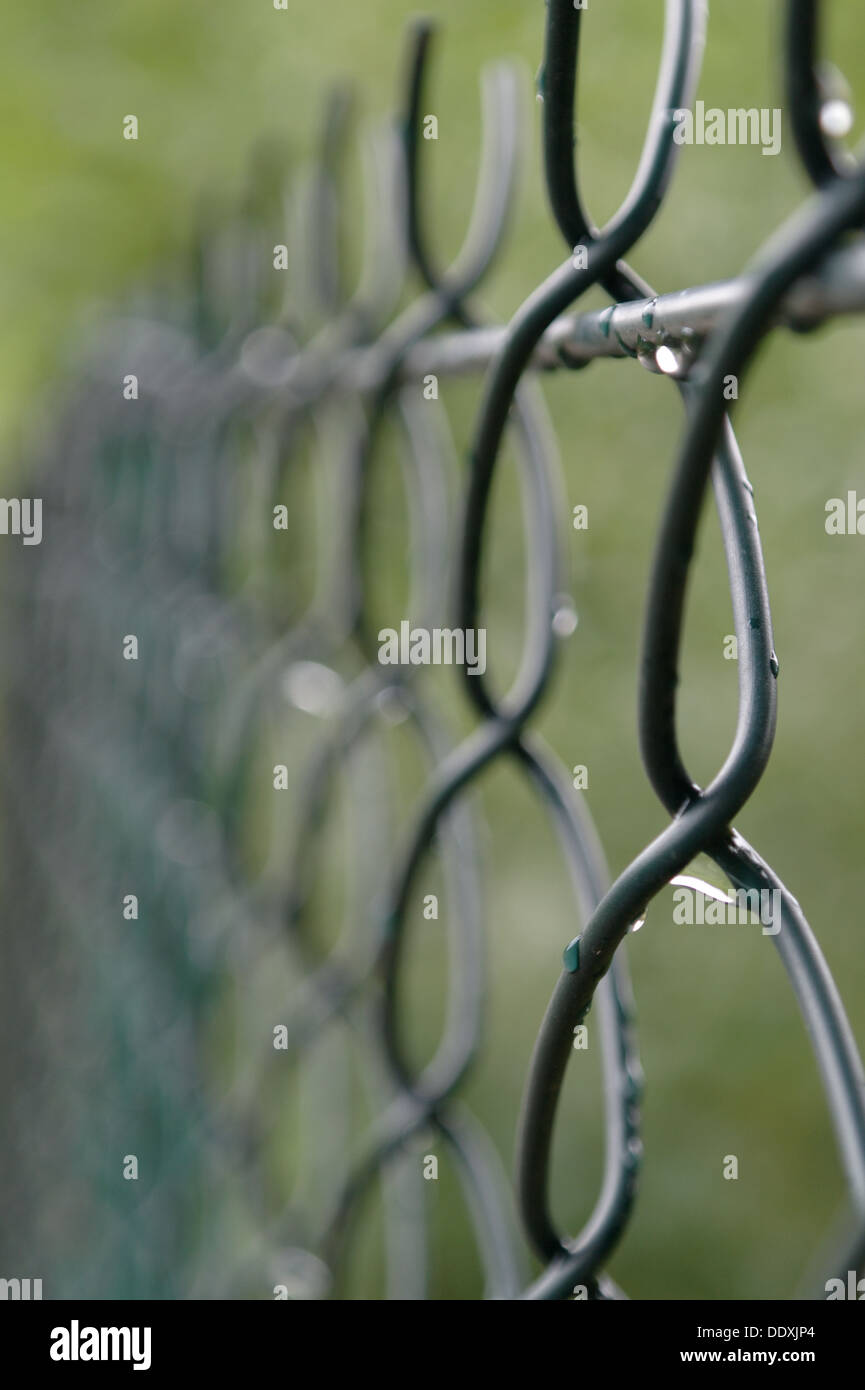 Cyclone wire fence hi-res stock photography and images - Alamy