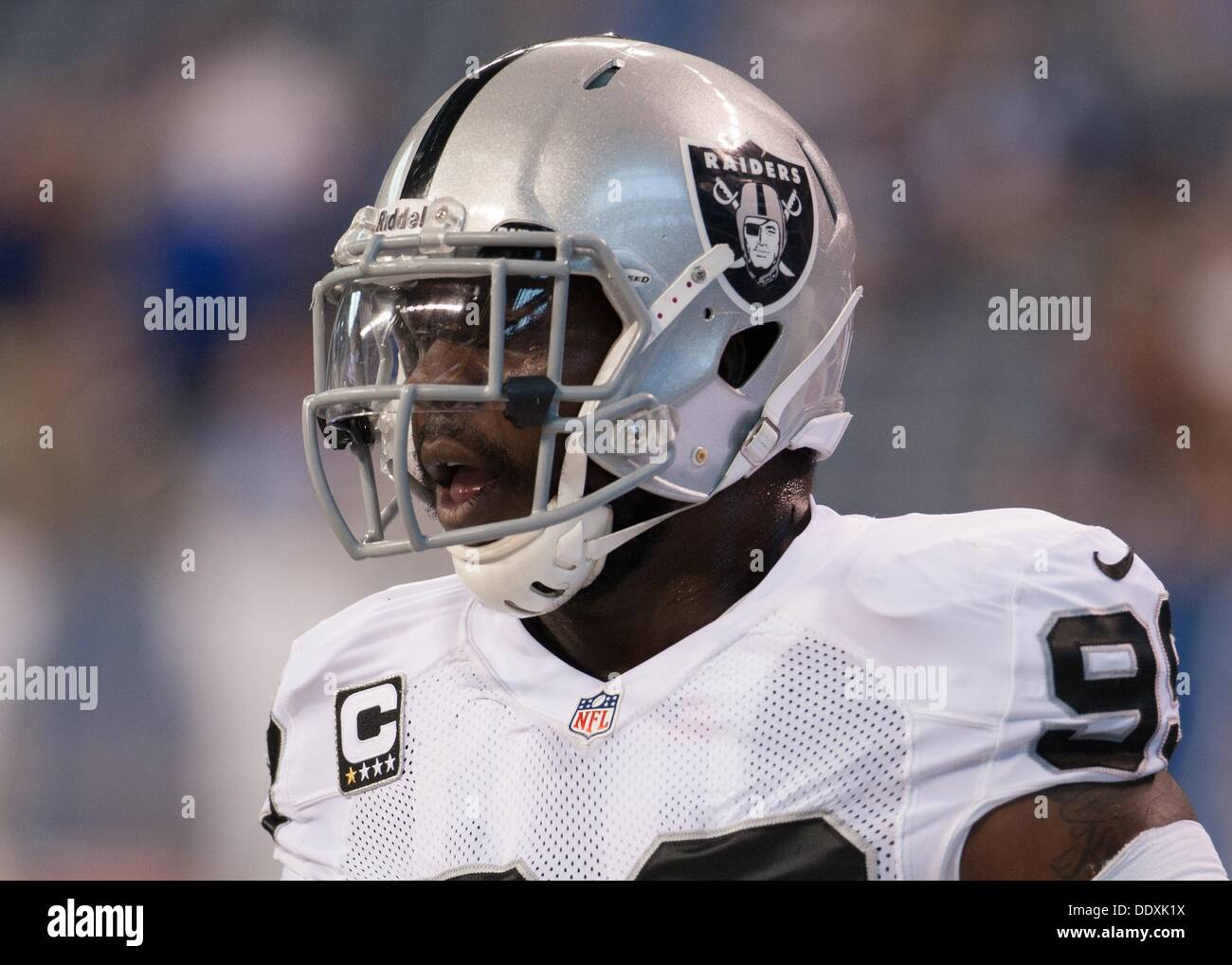 Oakland raiders defensive end lamarr hi-res stock photography and ...