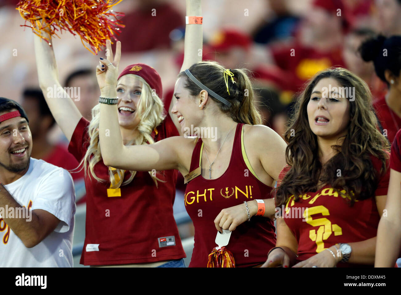 Los Angeles, USA. 7th Sep, 2013. USC Trojans fans in action during the ...