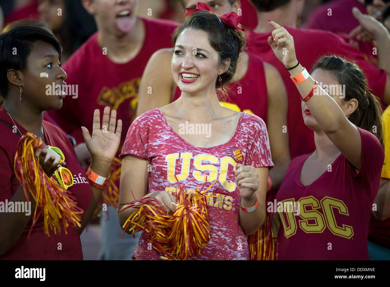 Los Angeles, USA. 7th Sep, 2013. USC Trojans fans in action during the ...
