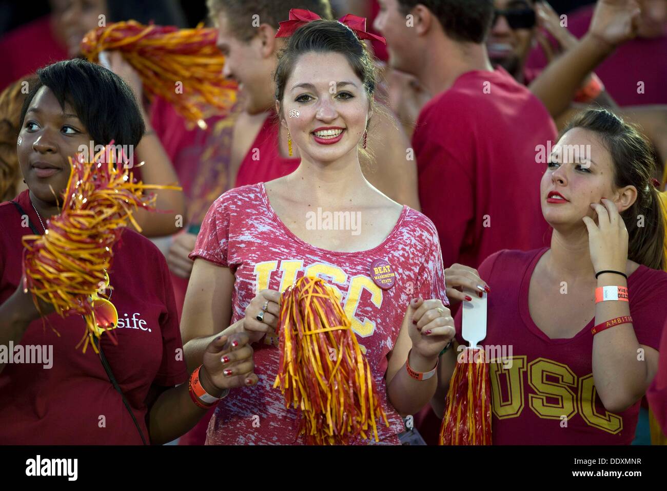 Los Angeles, USA. 7th Sep, 2013. USC Trojans fans in action during the ...
