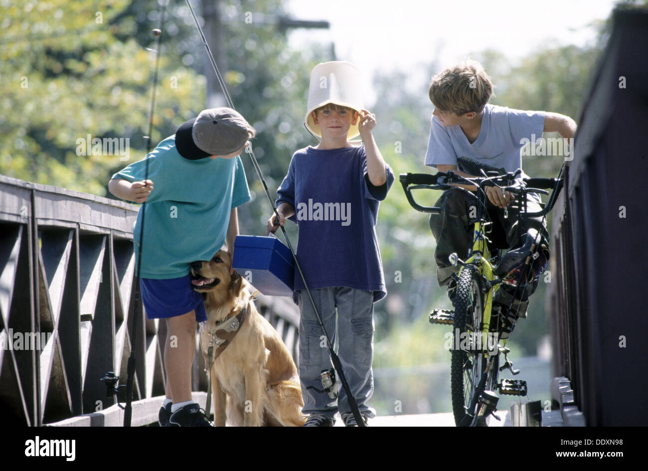 Fishing on a bridge hi-res stock photography and images - Alamy
