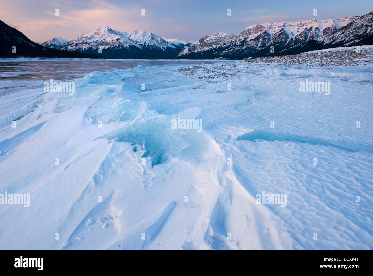 Wind blasted ice hi-res stock photography and images - Alamy