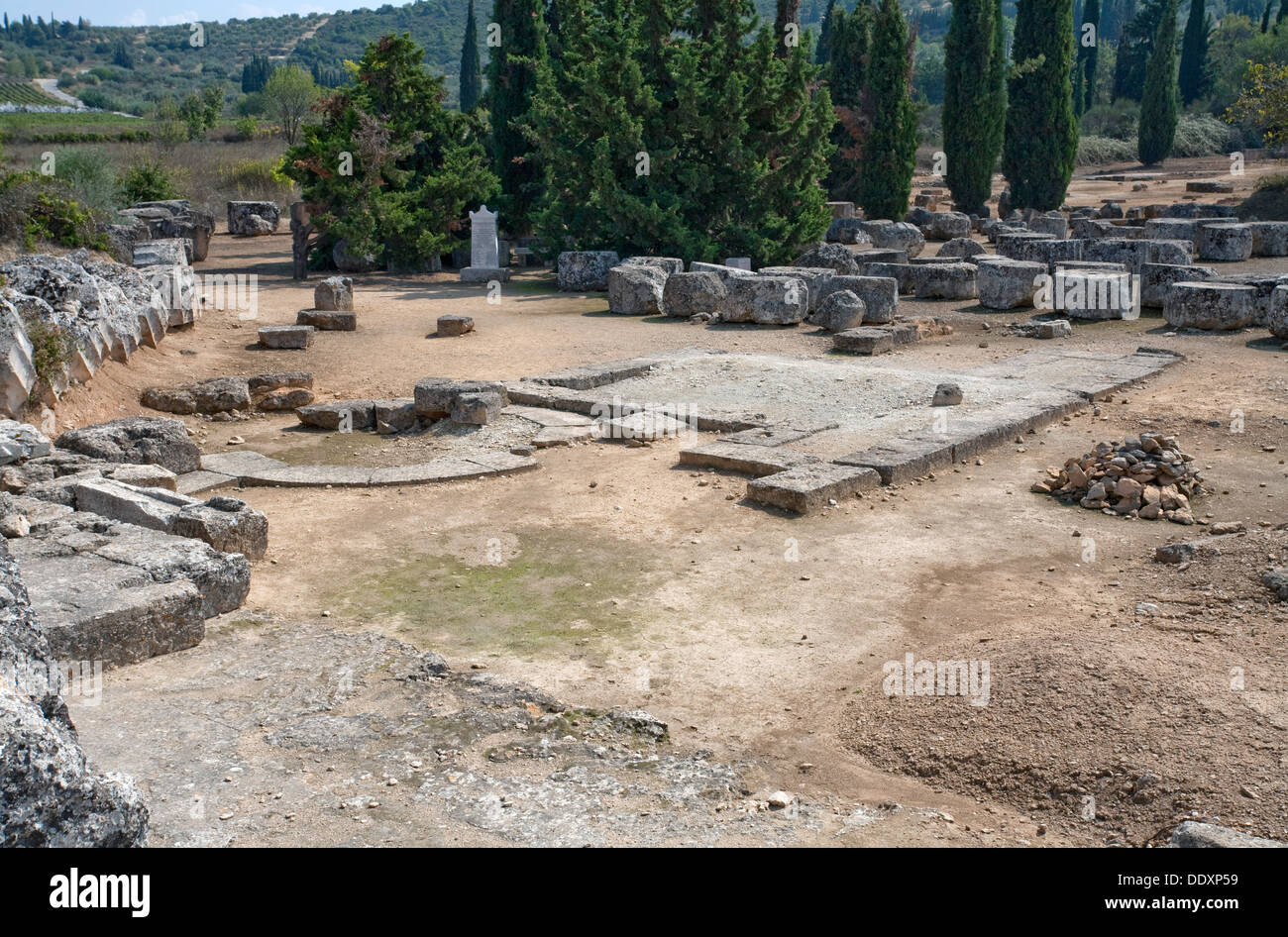 Altar of zeus hi-res stock photography and images - Alamy