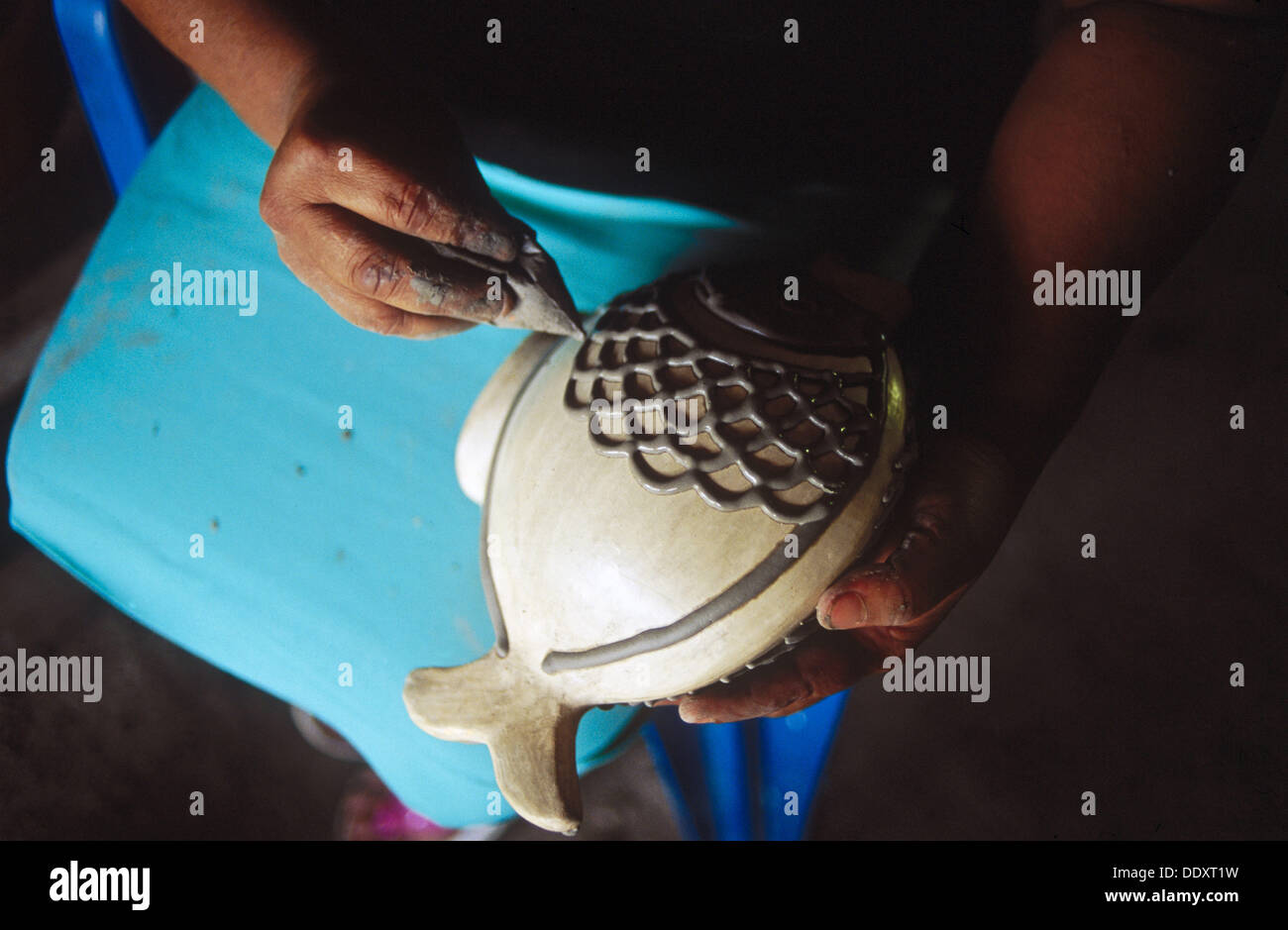 Lenca pottery hi-res stock photography and images - Alamy