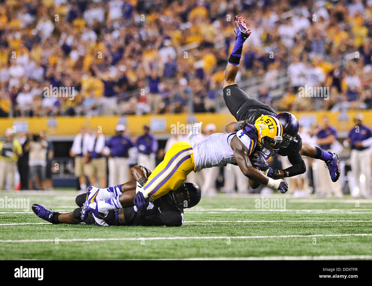 Aug. 31,2013:.LSU Tigers running back Alfred Blue (4) finds an opened ...