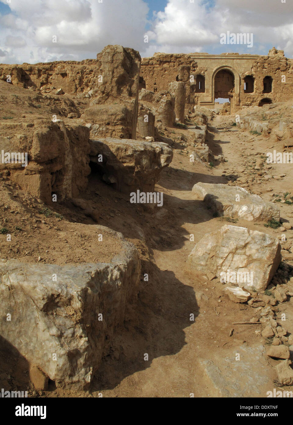 Resafa Archaeology High Resolution Stock Photography and Images - Alamy