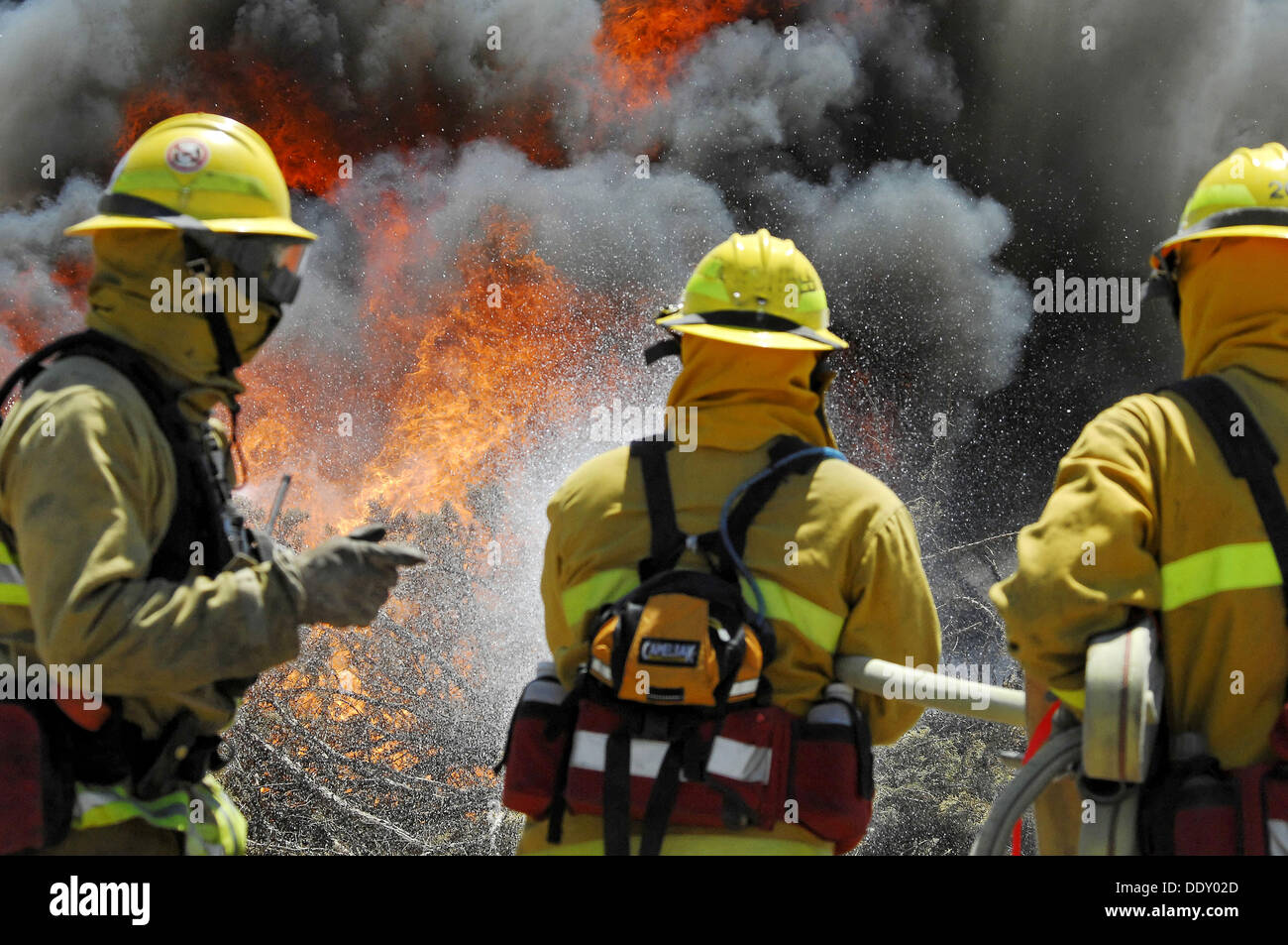 Wildland fire smoke hi-res stock photography and images - Alamy