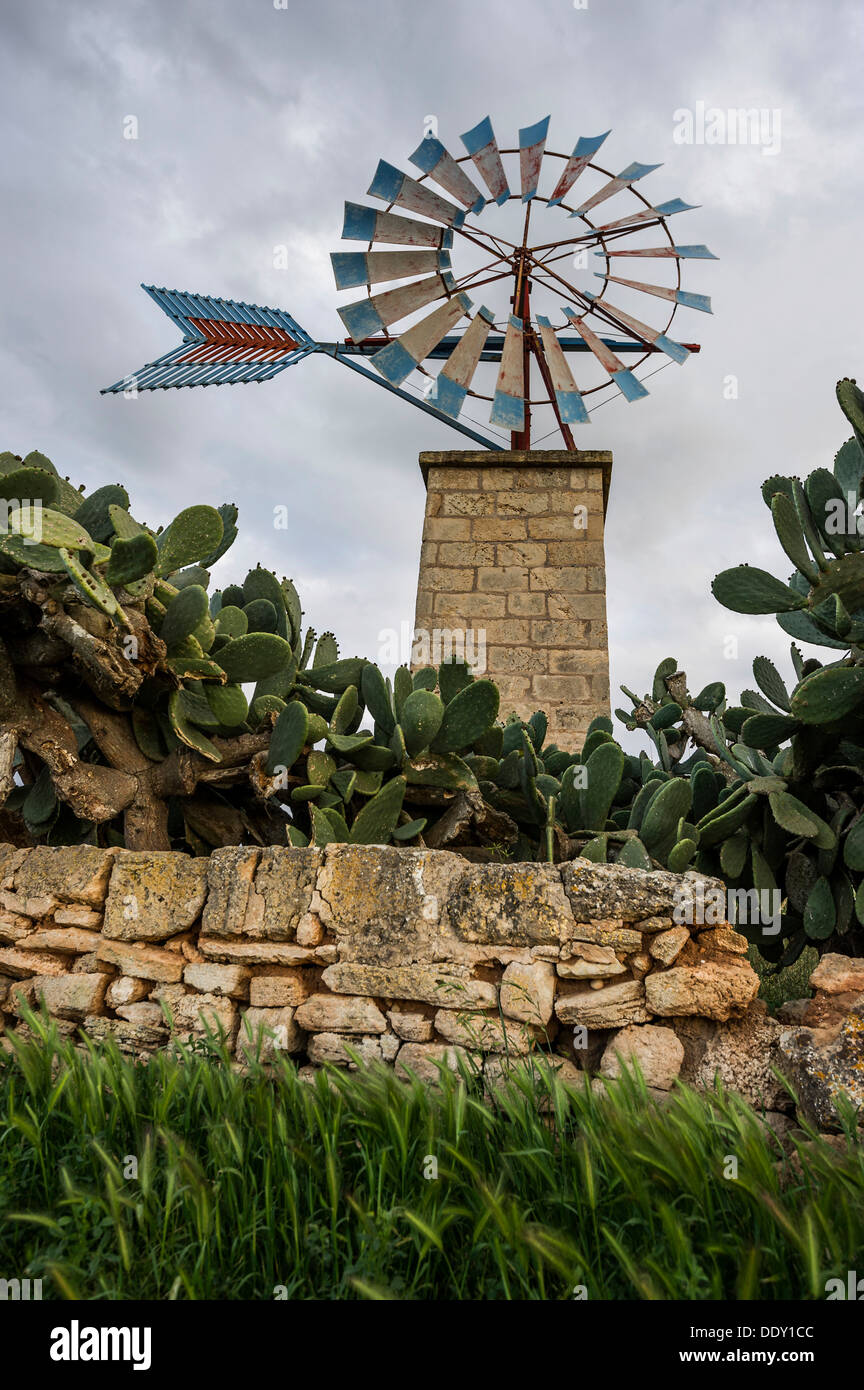 Traditional windmill hi-res stock photography and images - Alamy