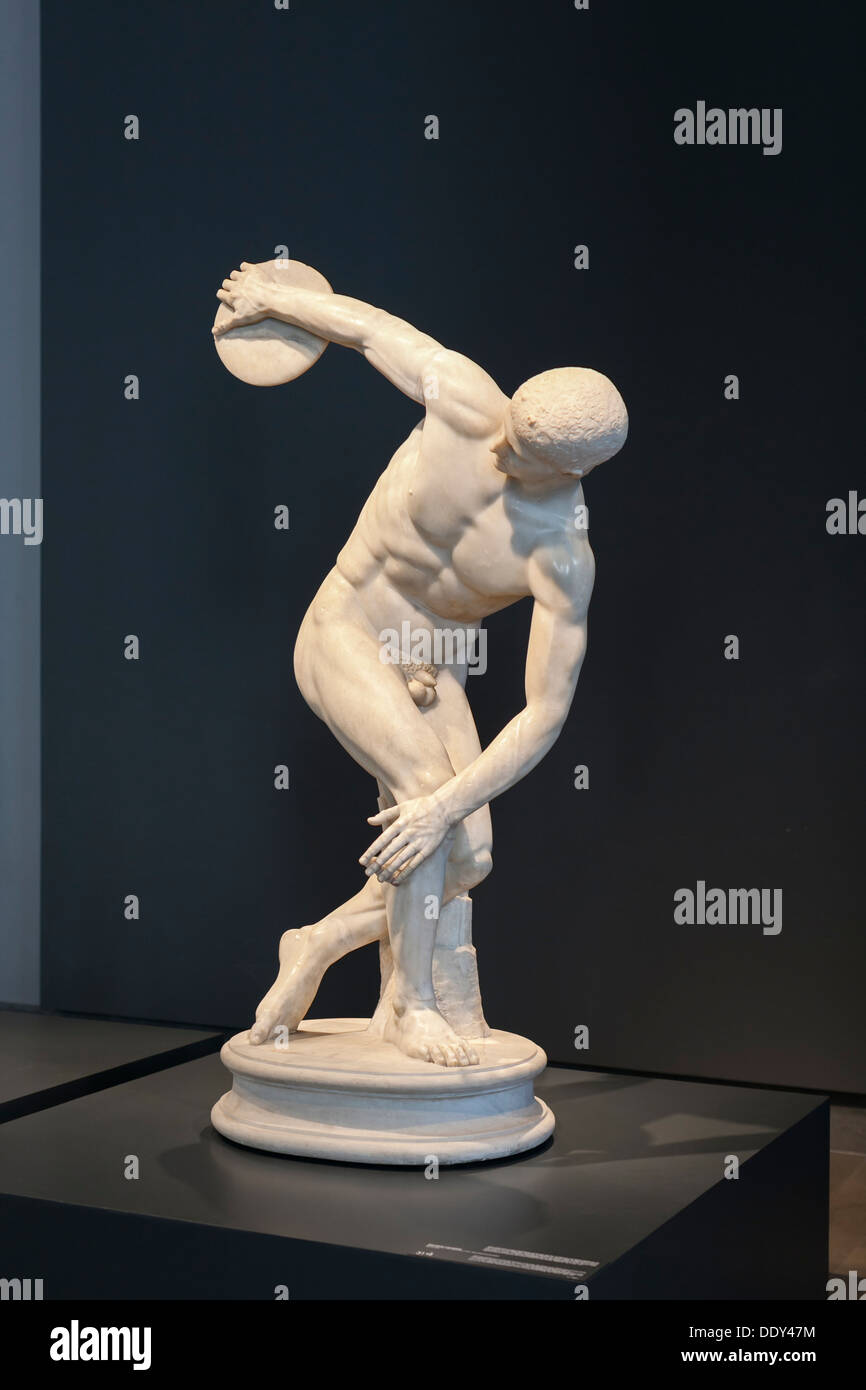 Discobolus hi-res stock photography and images - Alamy