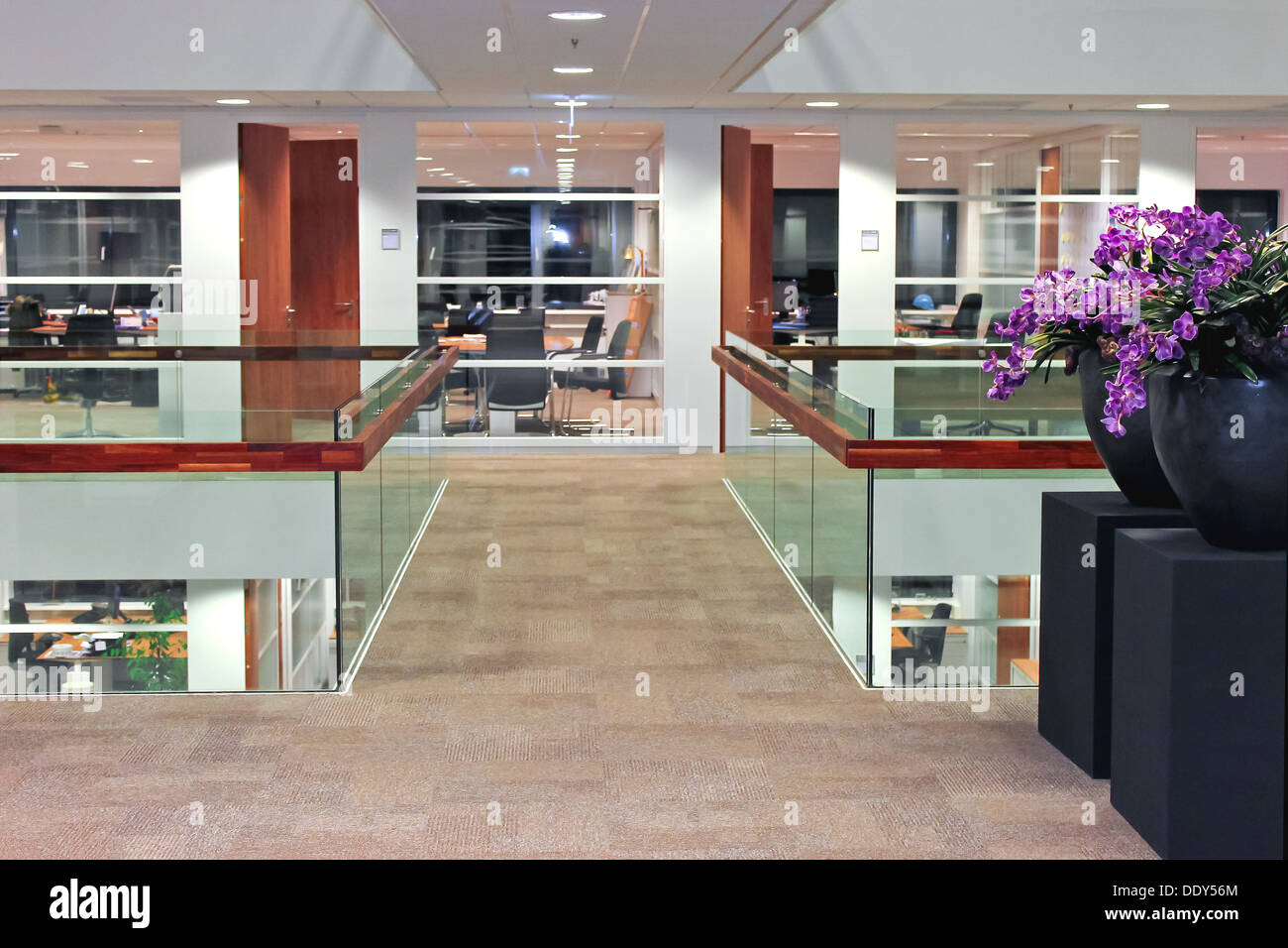 Interior office building Stock Photo - Alamy