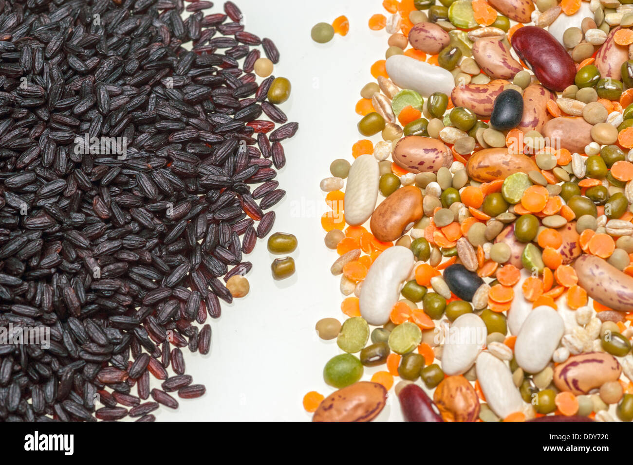 Group of beans and lentils isolated on white background Stock Photo - Alamy