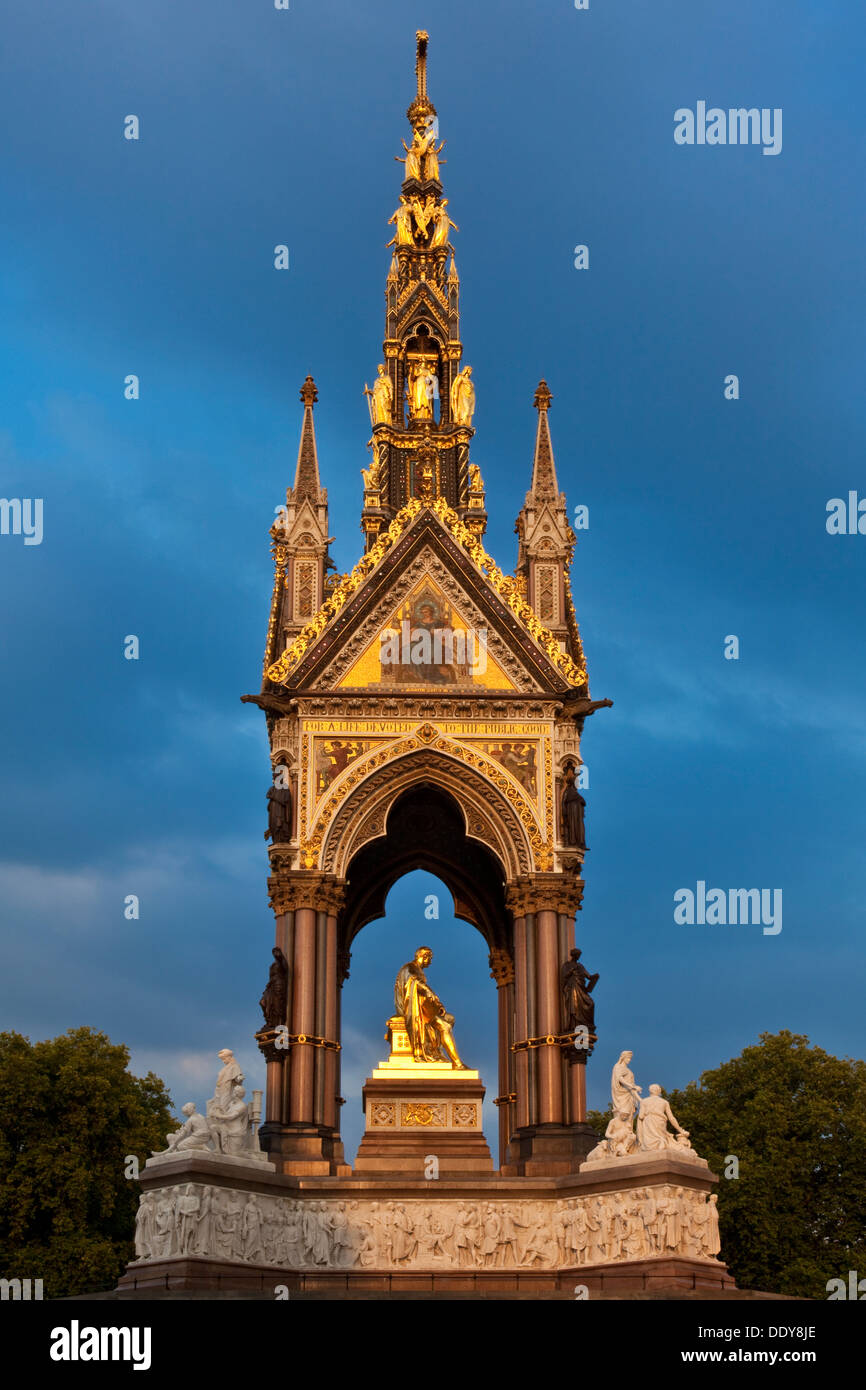 The Albert Memorial, Kensington Gardens, London, England Stock Photo - Alamy