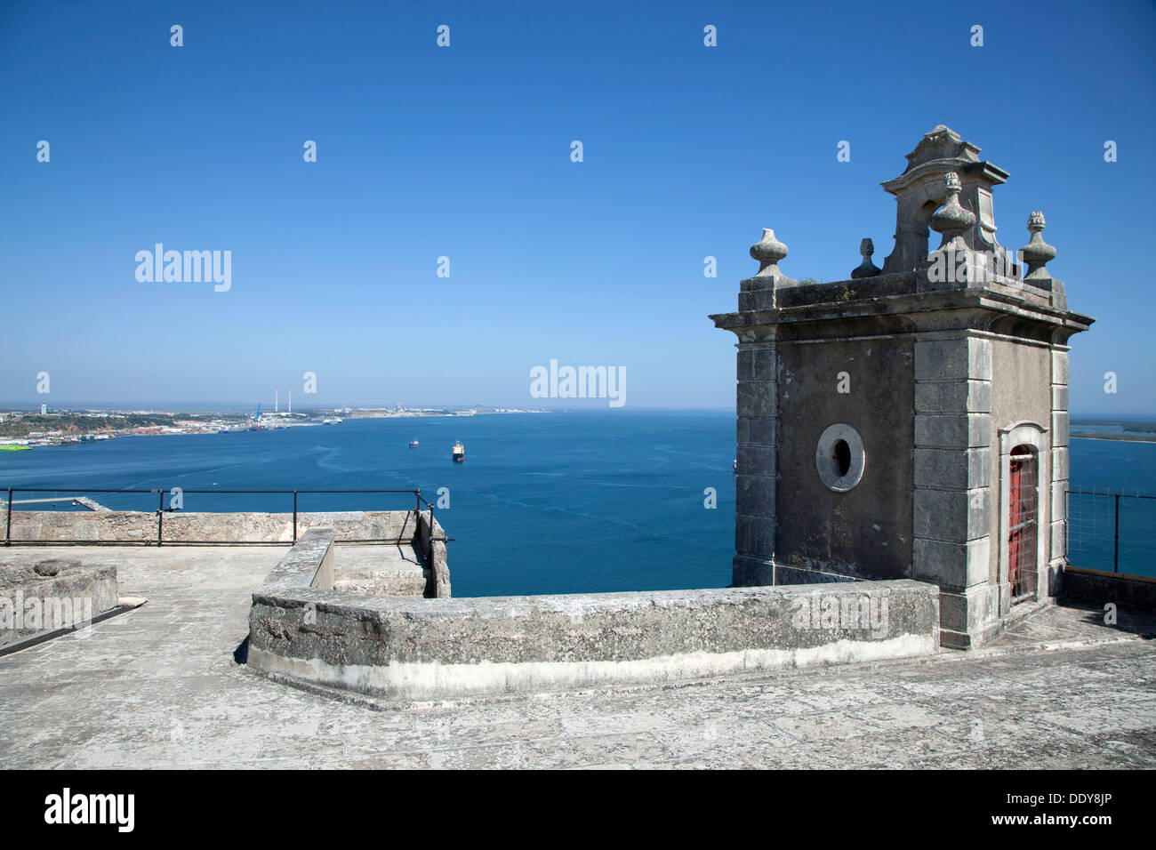 Castelo de setubal hi-res stock photography and images - Alamy