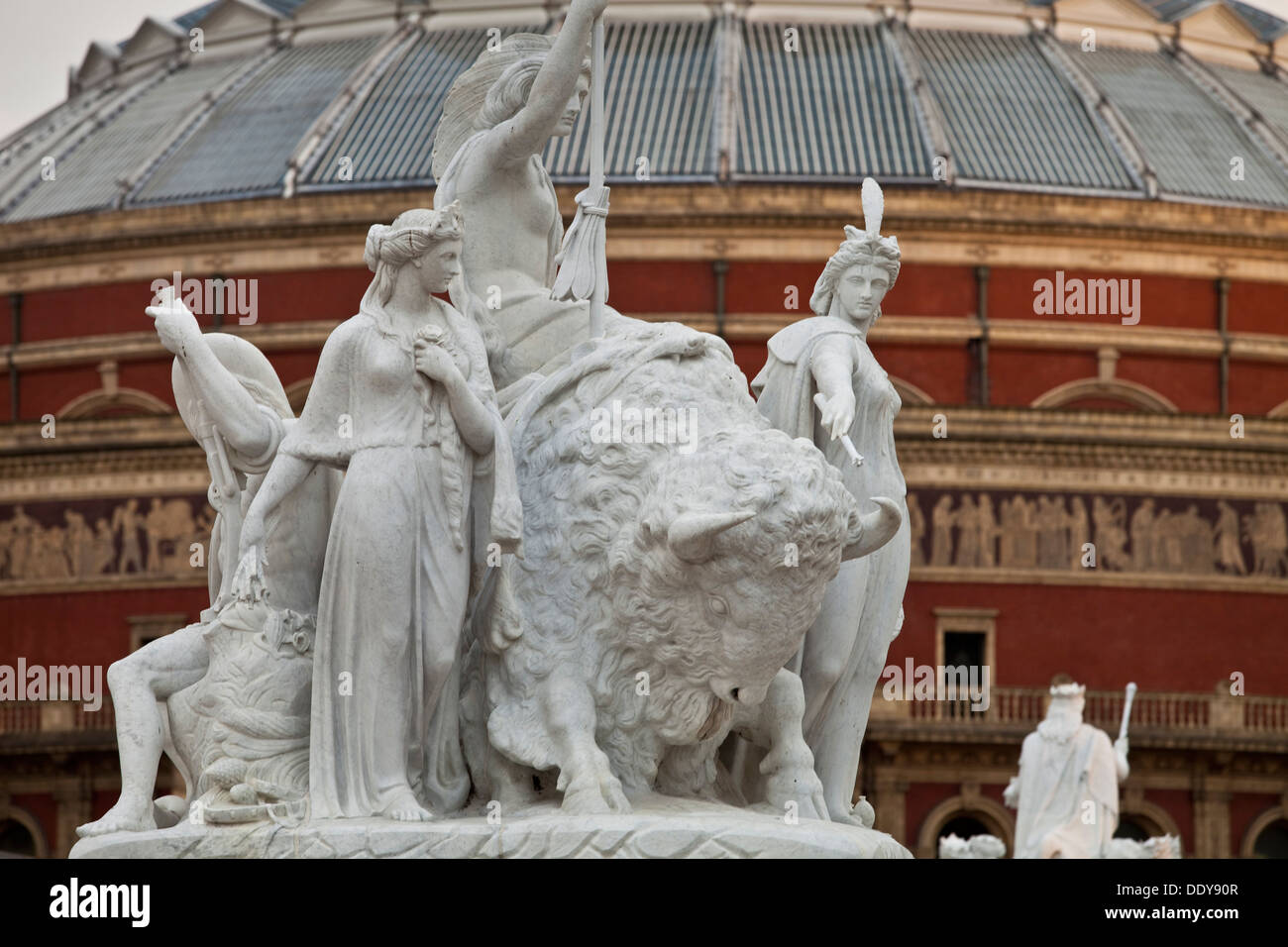 The Royal Albert Hall and Allegorical Sculptures, Kensington, London ...