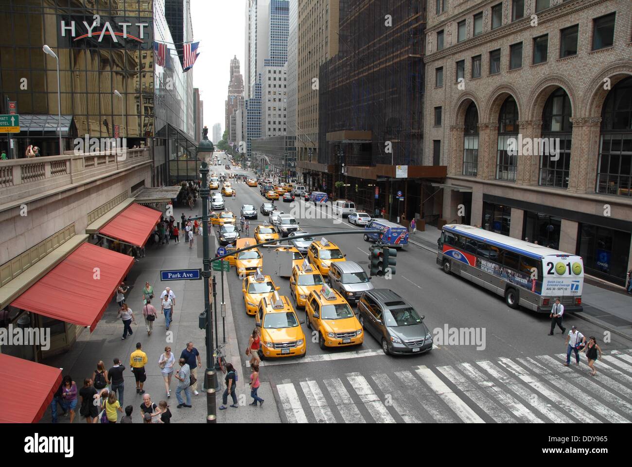 Hyatt grand central new york hi-res stock photography and images - Alamy