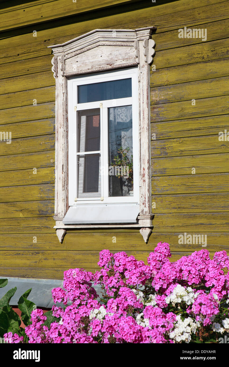 Window russia russian architecture hi-res stock photography and images ...