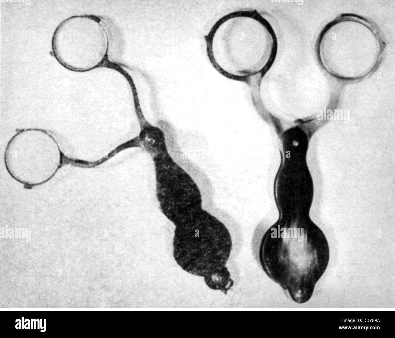 medicine, ophthalmology, two scissors-glasses, "Binocles d'incroyable ...