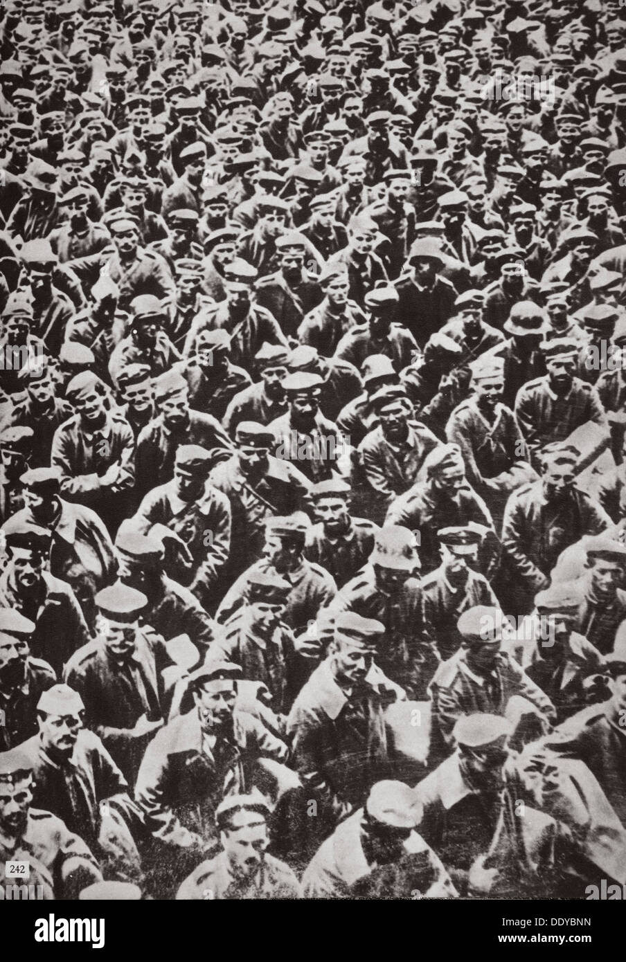 Captured german soldiers hi-res stock photography and images - Alamy