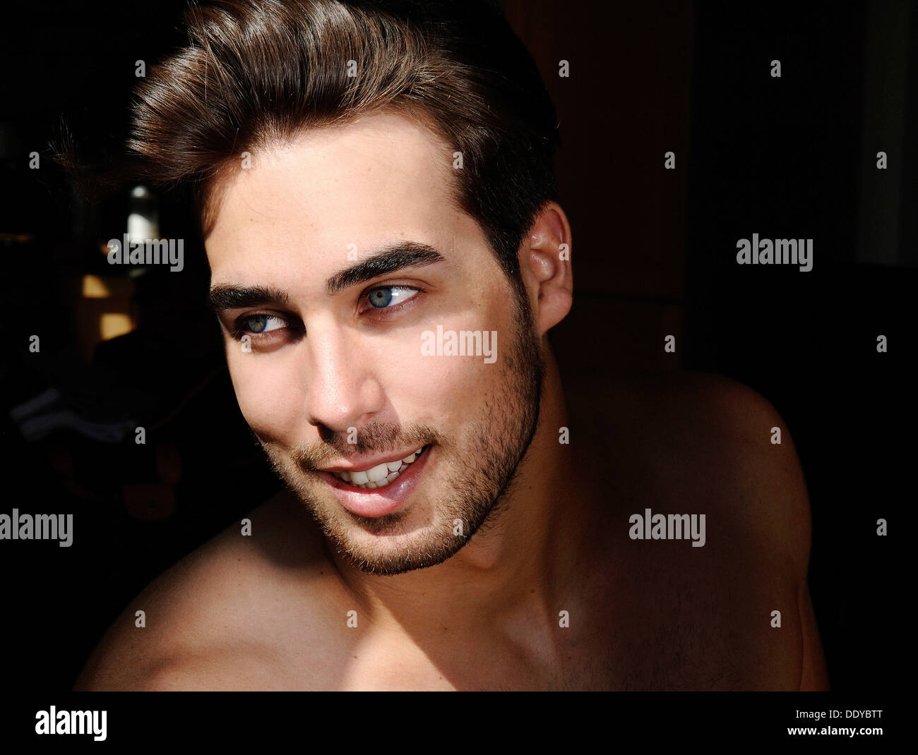 Beauty shot man hi-res stock photography and images - Alamy