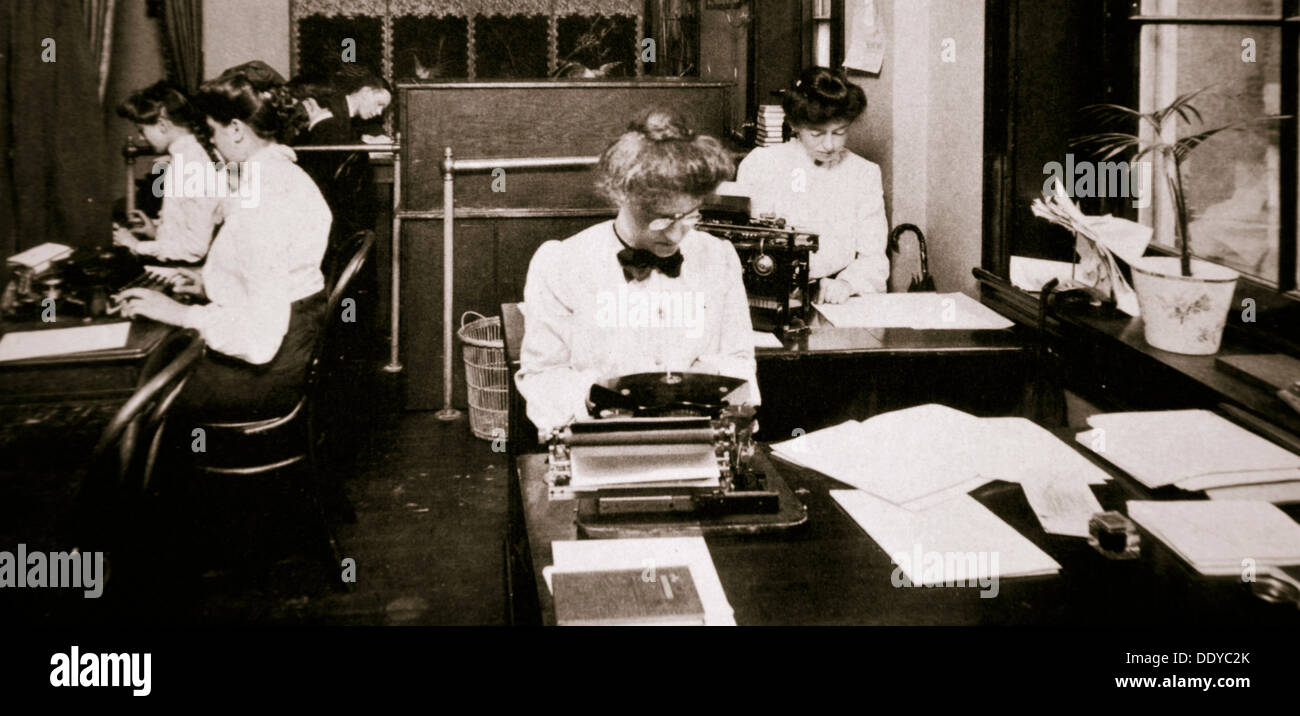 Women working in a typing pool, 1900. Artist: Unknown Stock Photo - Alamy