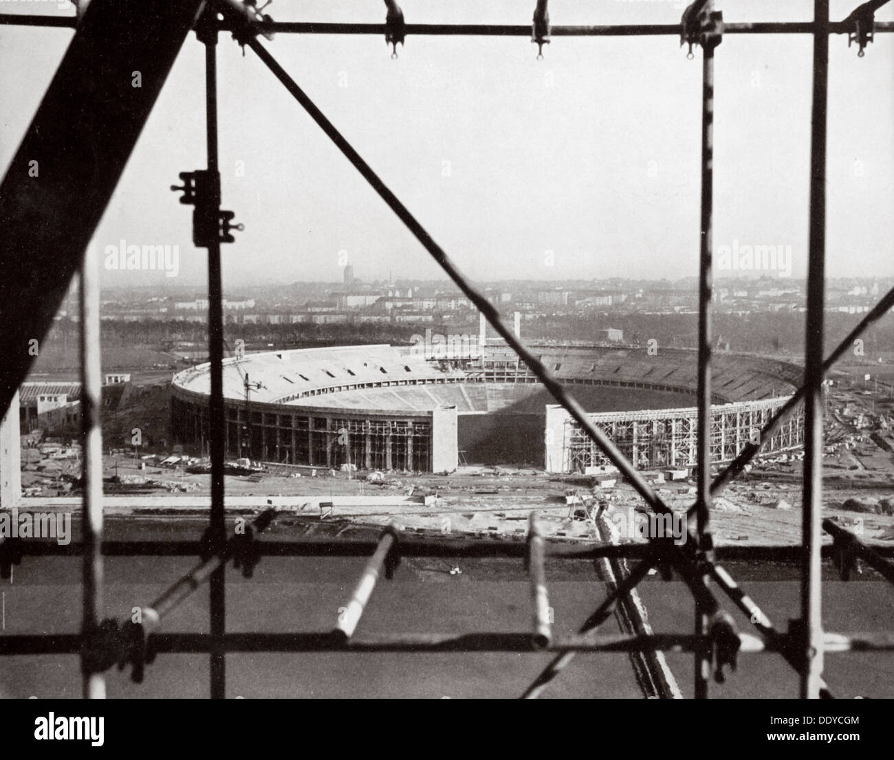Berlin olympic stadium nazi hi-res stock photography and images - Alamy