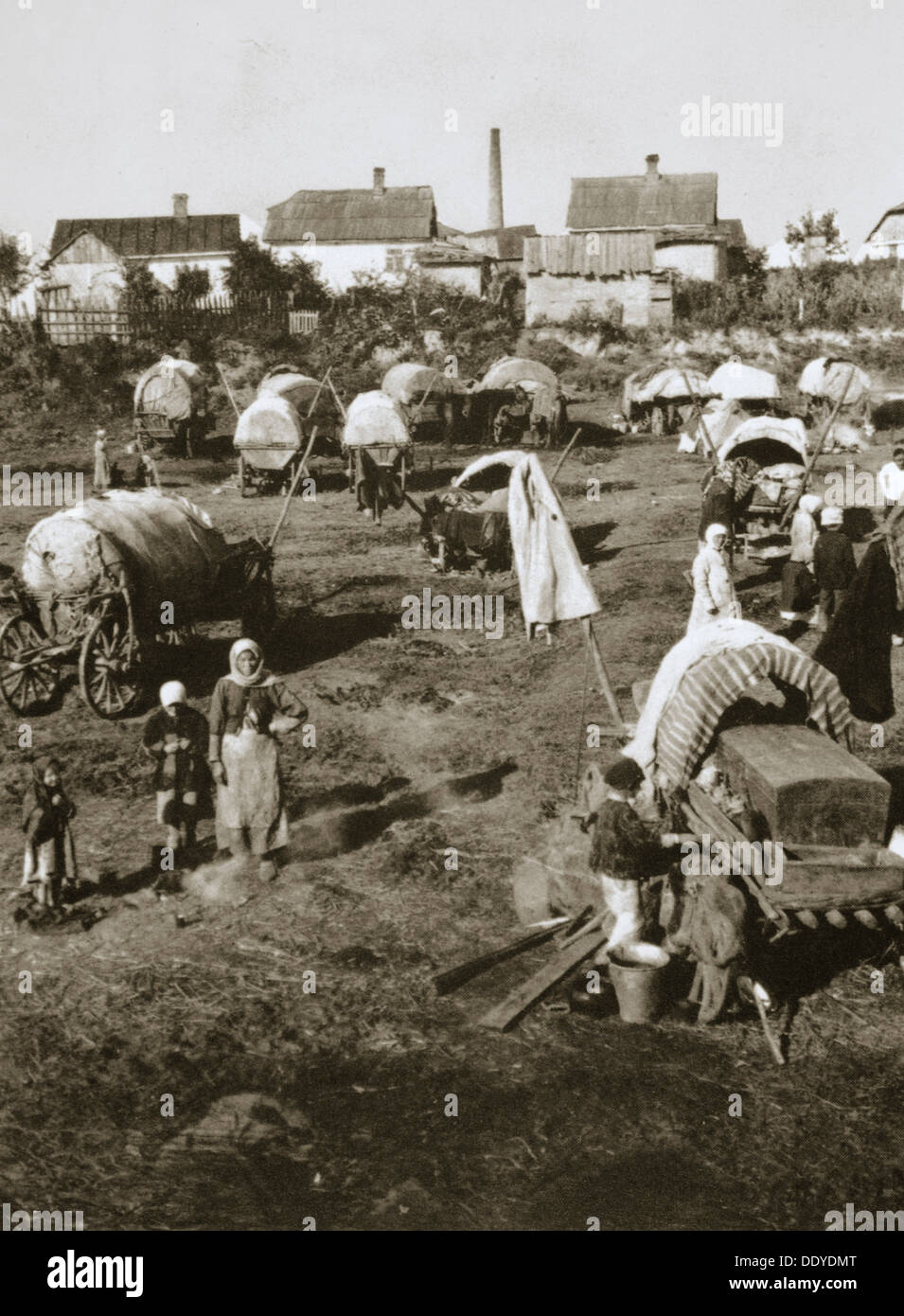 Polish emigrant hi-res stock photography and images - Alamy