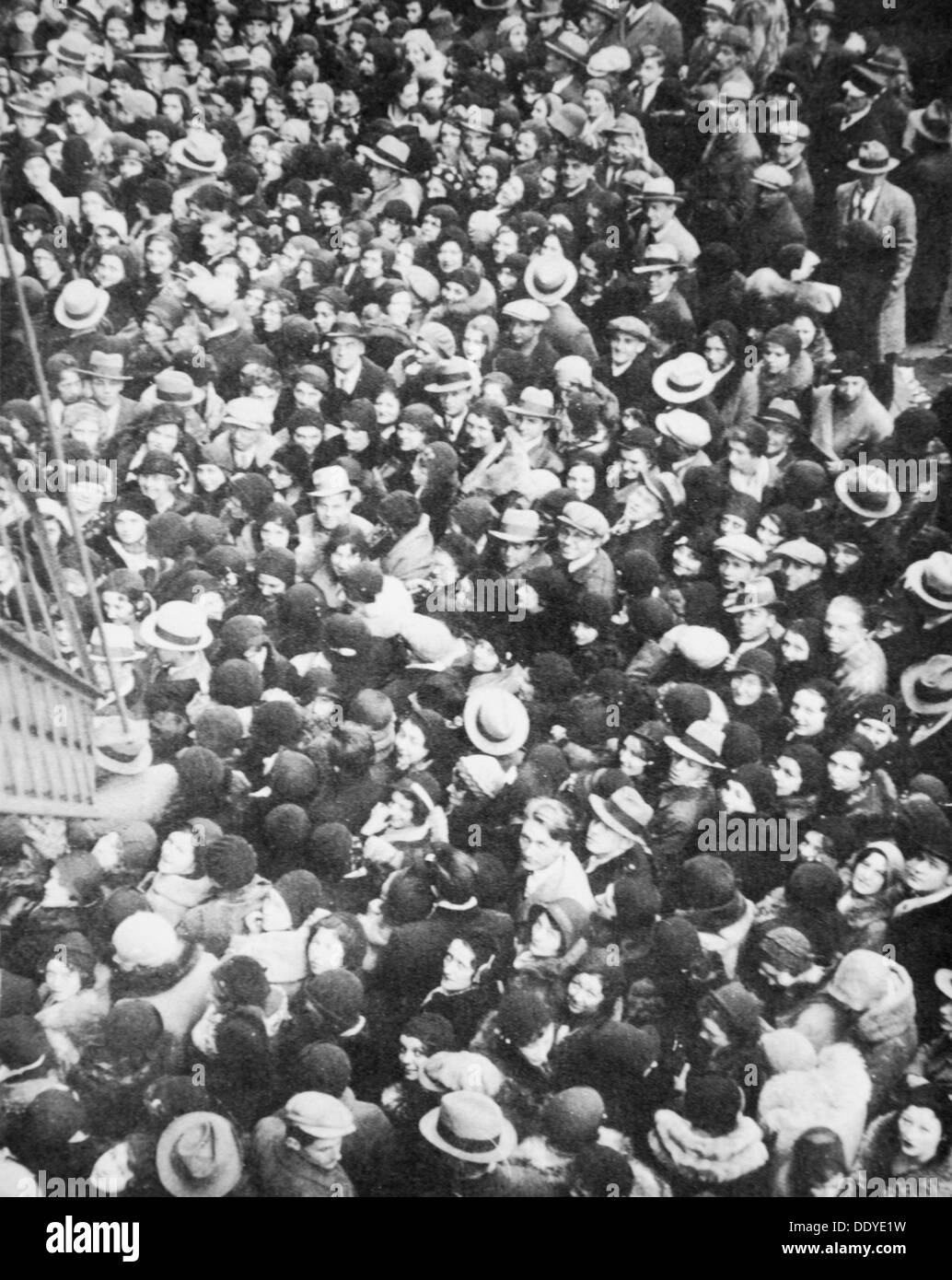 Unemployed great depression hi-res stock photography and images - Alamy