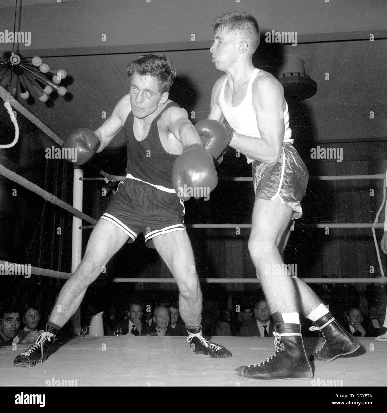 Boxing sixties Black and White Stock Photos & Images - Alamy