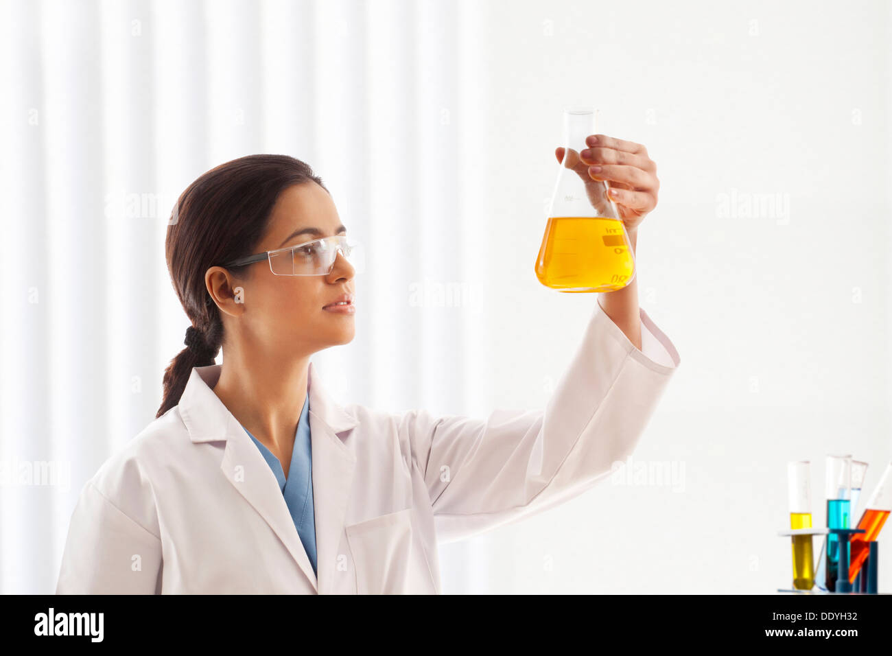 Yellow chemistry hi-res stock photography and images - Alamy