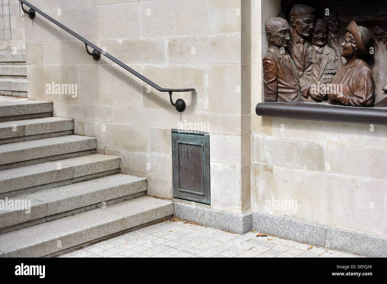 queen mother memorial Stock Photo - Alamy