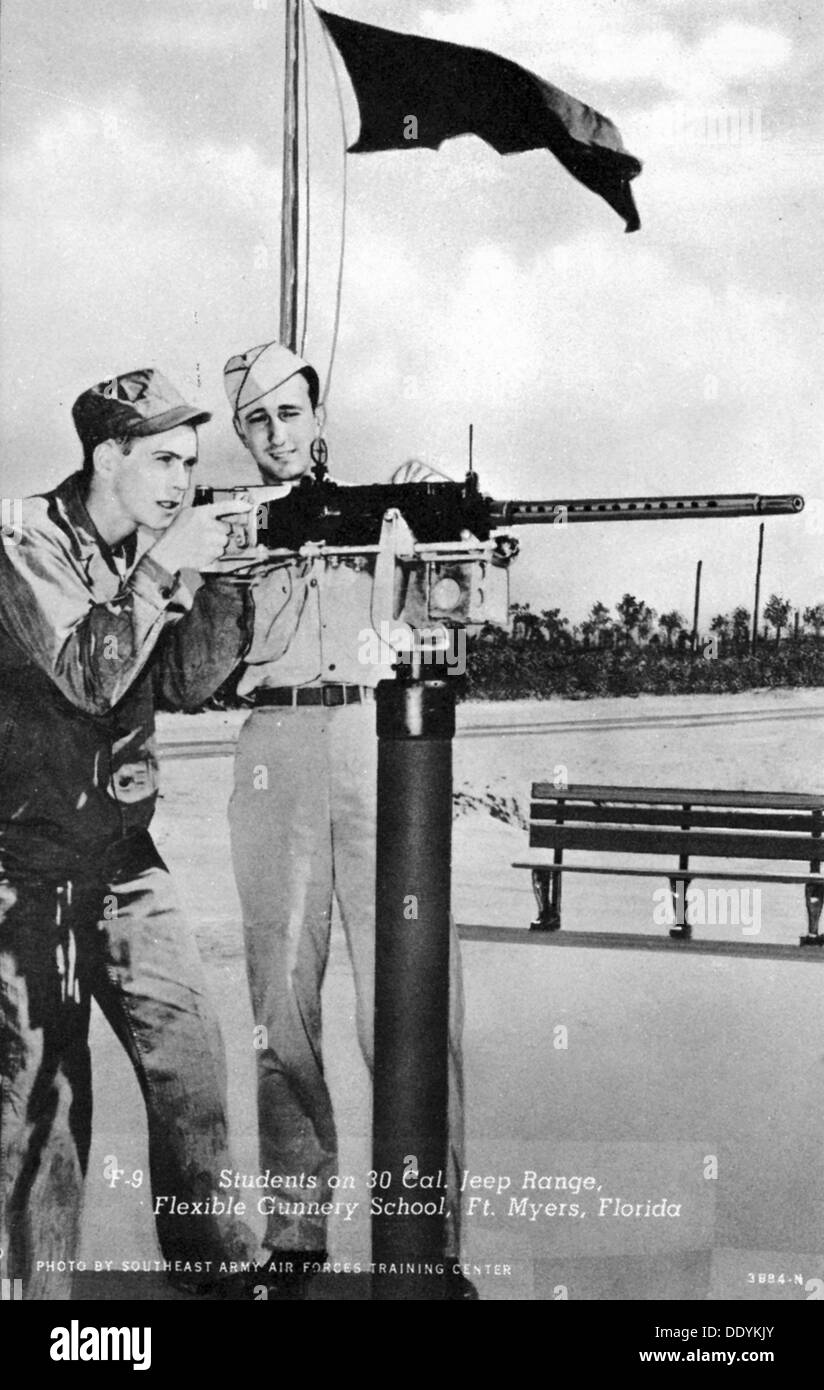 Students on a 30 cal machine gun range, Flexible Gunnery School, Fort ...