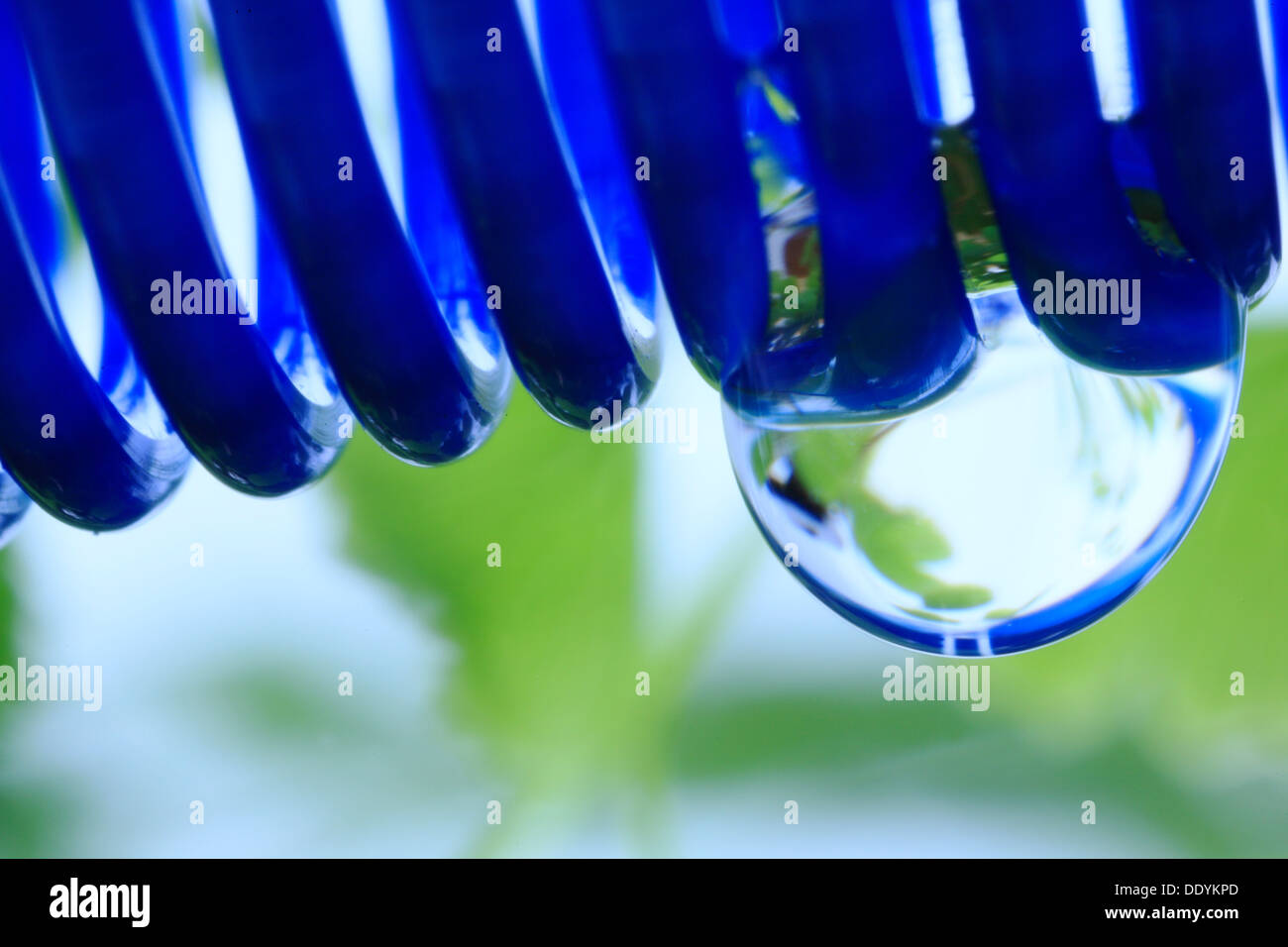 Plastic bending hi-res stock photography and images - Alamy