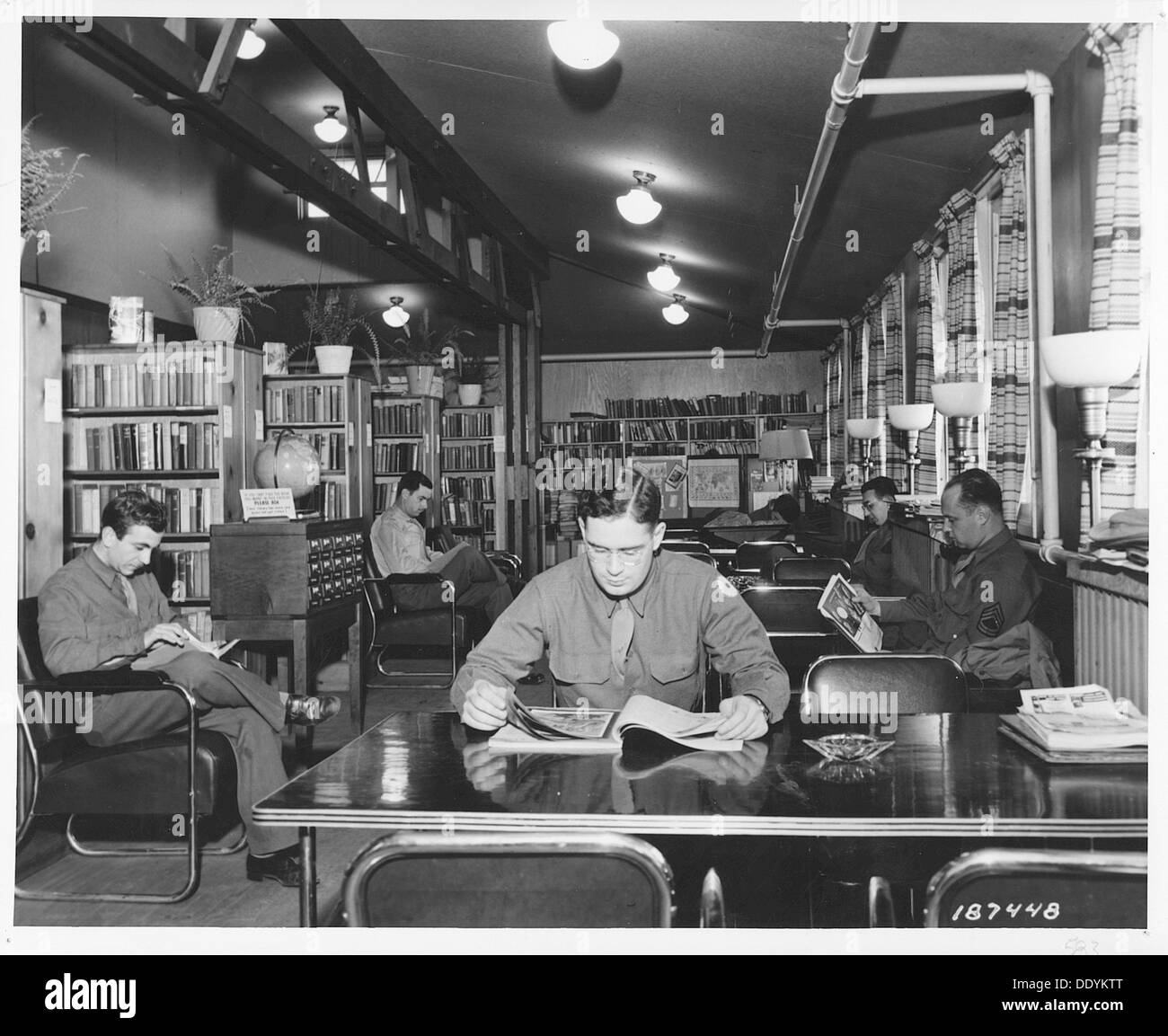 World War Ii American Soldiers Reading High Resolution Stock ...